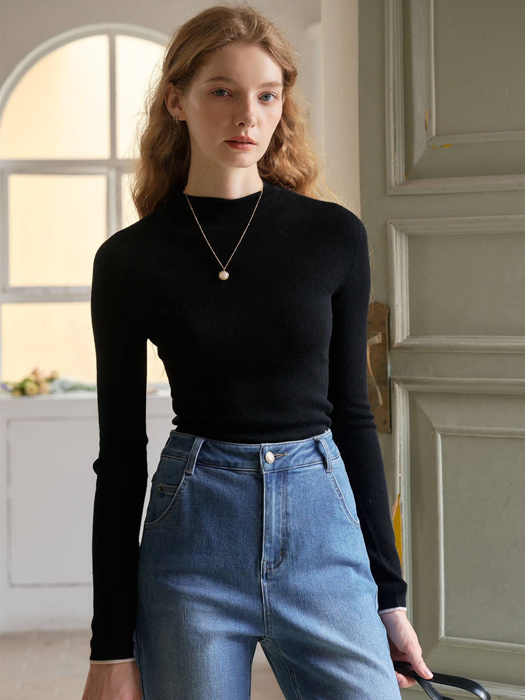 Lisa 100% Wool Half Turtleneck Slim Fit Solid Sweater