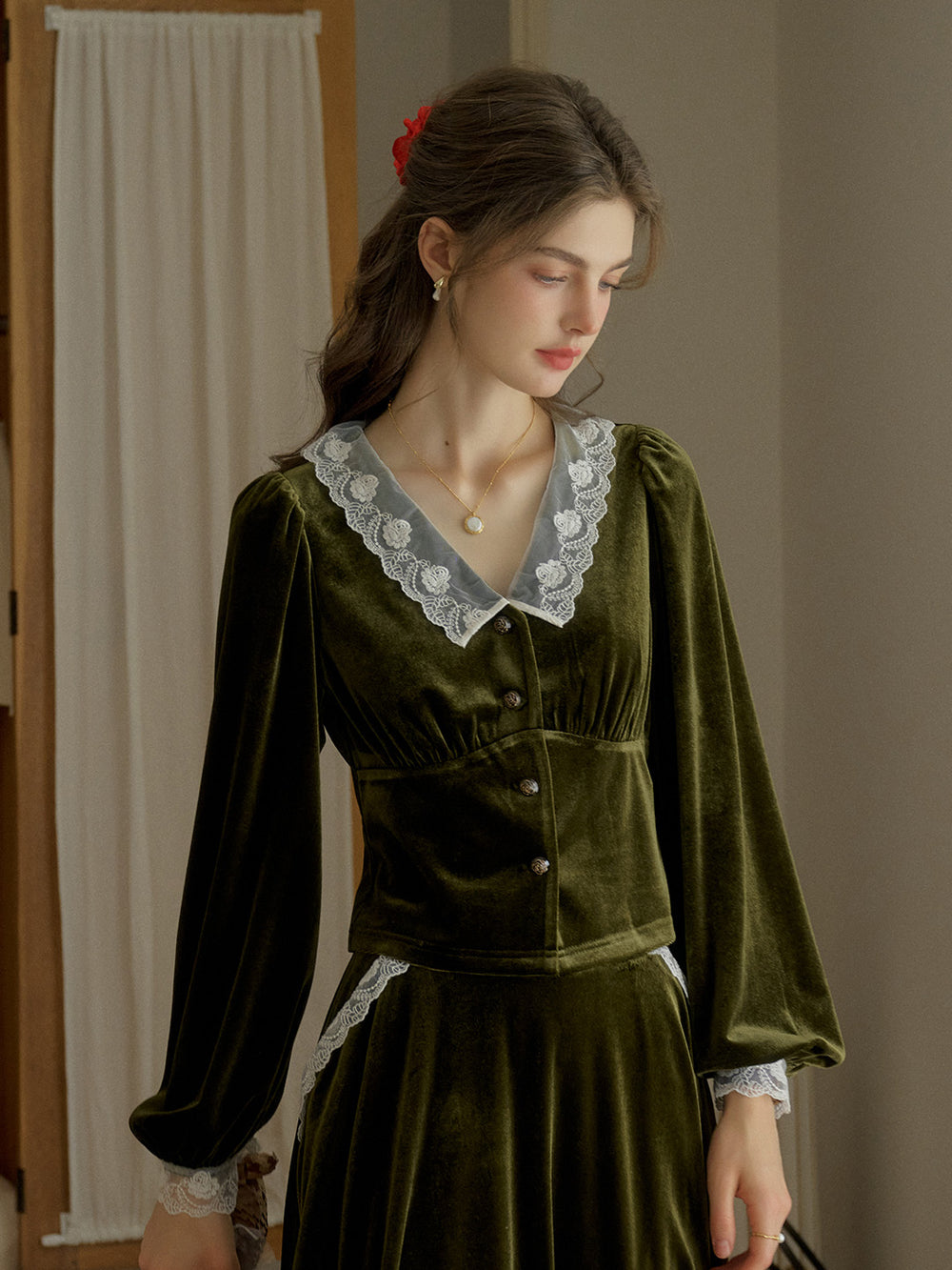 Simple Retro | Women Designed, Everyday Retro.