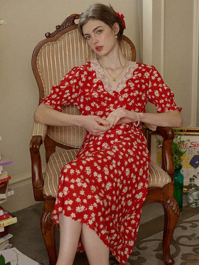 Simple Retro | Women Designed, Everyday Retro.