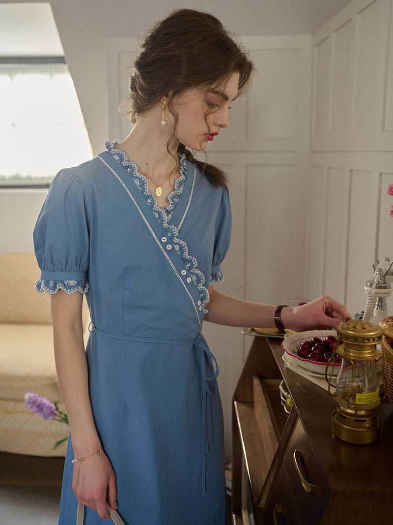 Simple Retro | Women Designed, Everyday Retro.