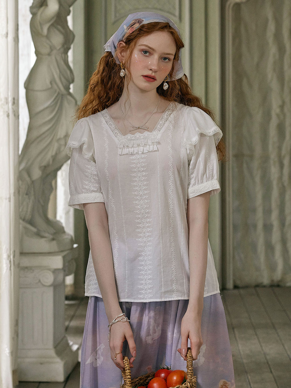 【Final Sale】Reign Small Square Collar Lace Embroidered Puff Sleeve Cot