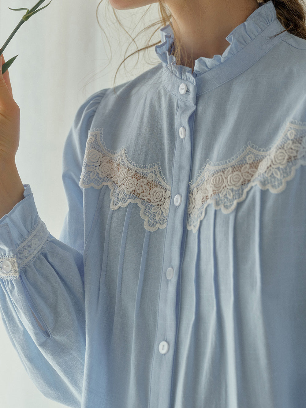 【Final Sale】Kitty Wavy Stand Collar Lace Blouse - Blue