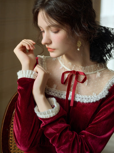 Simple Retro | Women Designed, Everyday Retro.