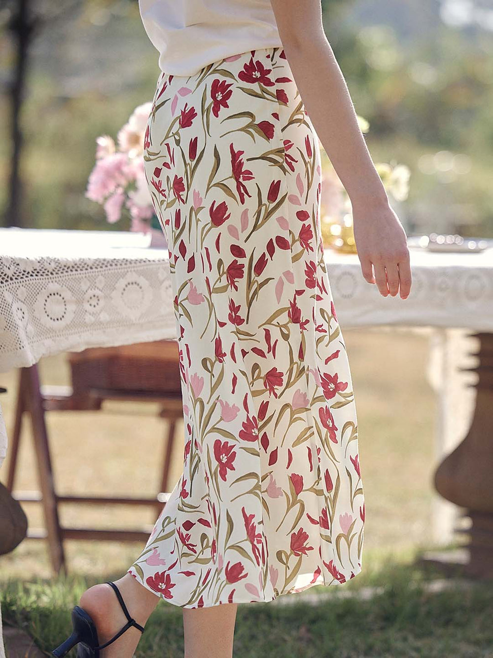Yara Romantic Tulip Print Skirt